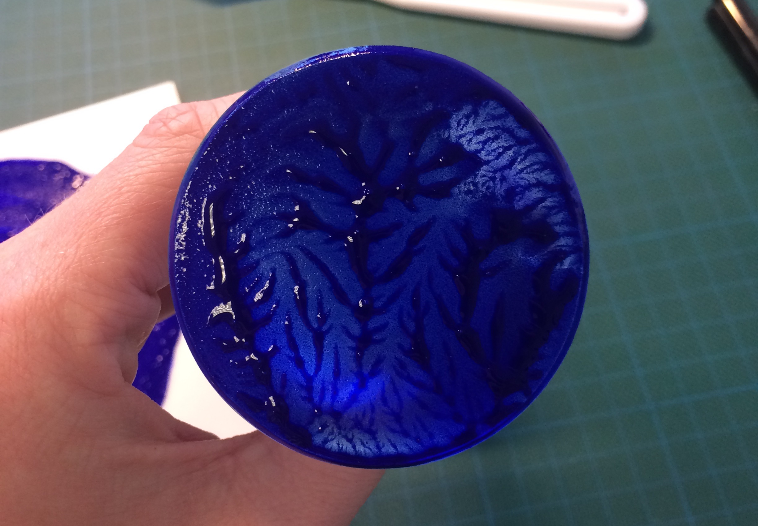 Fiche pratique : comment préparer les pigments | Tradition & Création